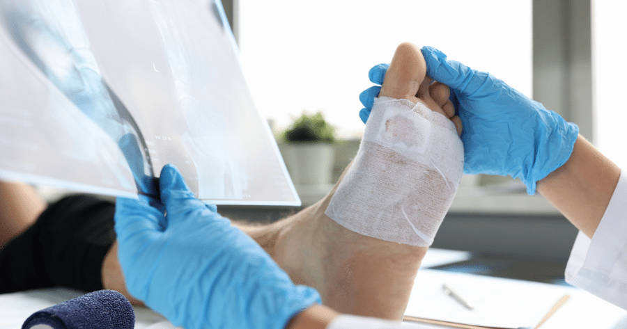 Common Signs You Need to See a Foot and Ankle Doctor | Elkhart Foot ...